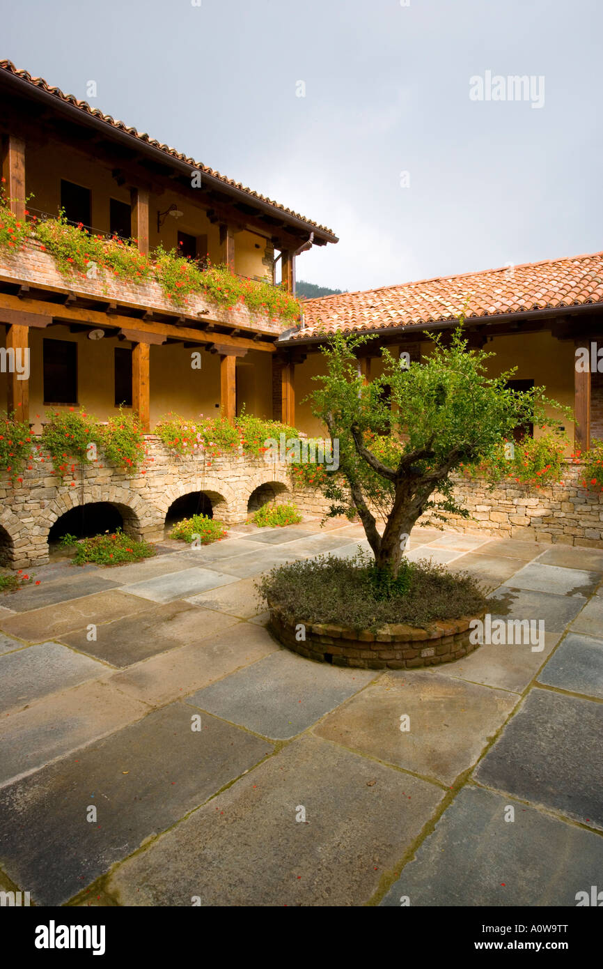 Italian Villa Courtyard
