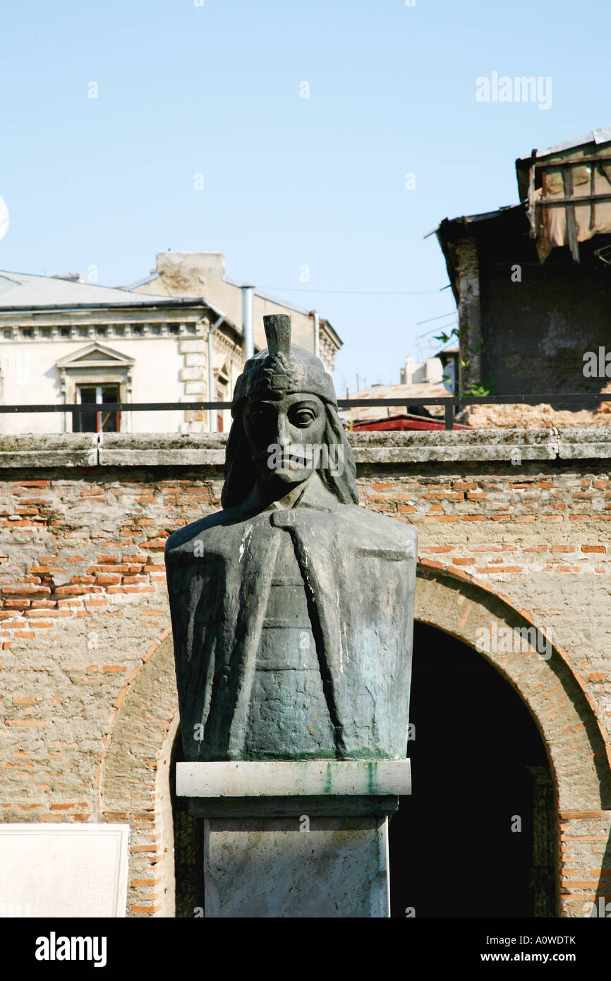 Vlad the Impaler statue Bucharest Stock Photo - Alamy