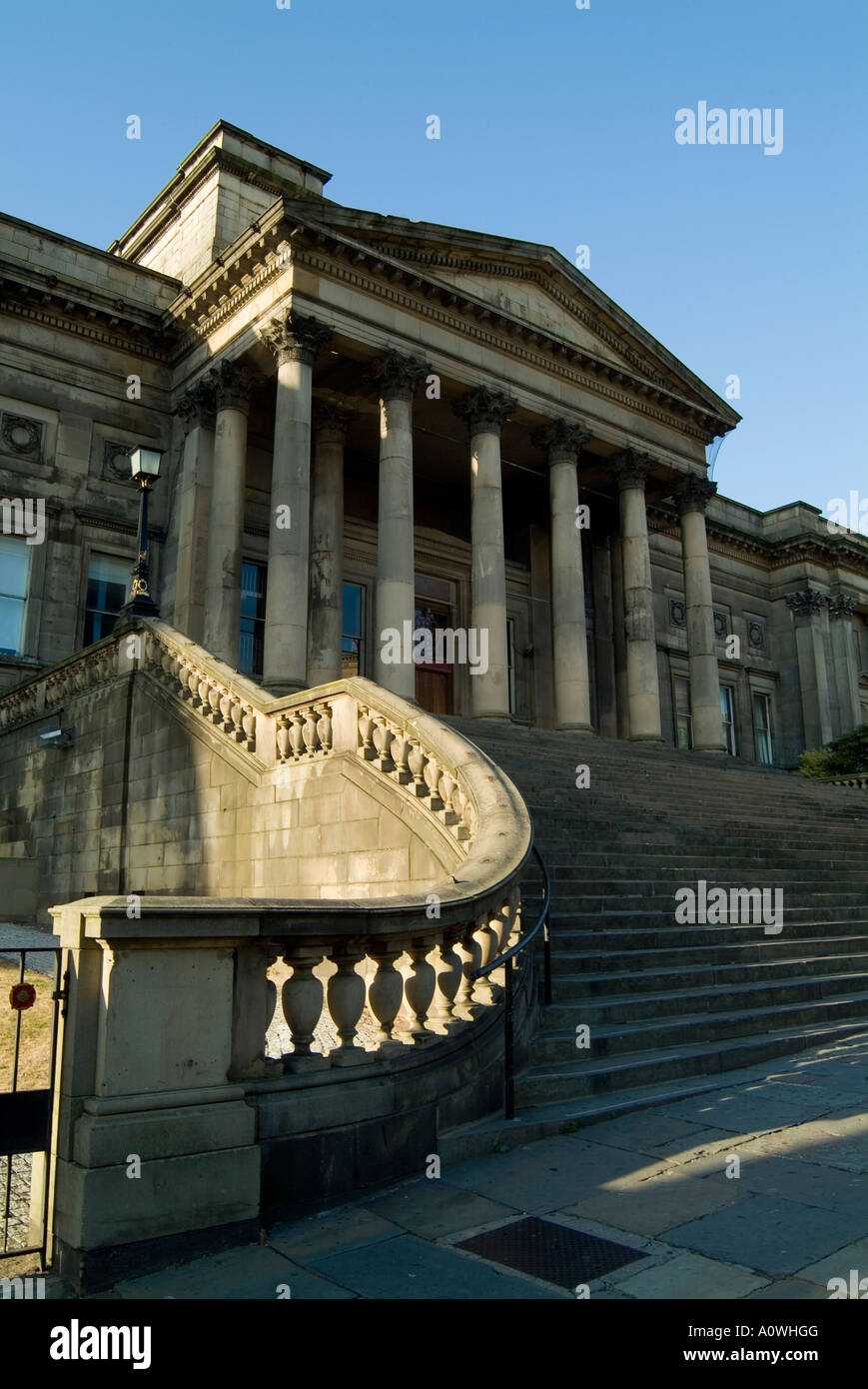 Liverpool Museum Merseyside Stock Photo - Alamy
