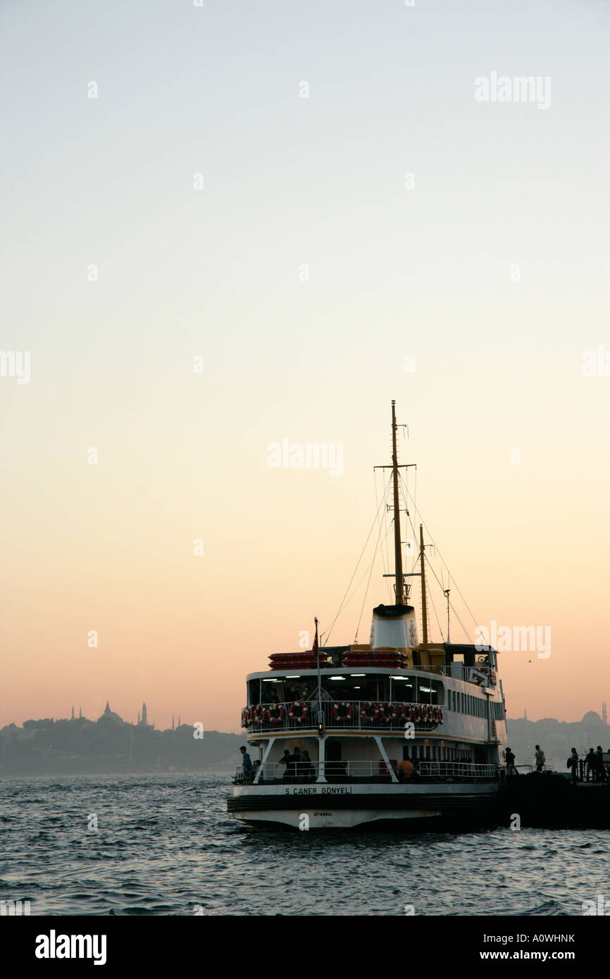 TRADITIONAL FERRY BOAT, ISTANBUL, TURKEY Stock Photo - Alamy
