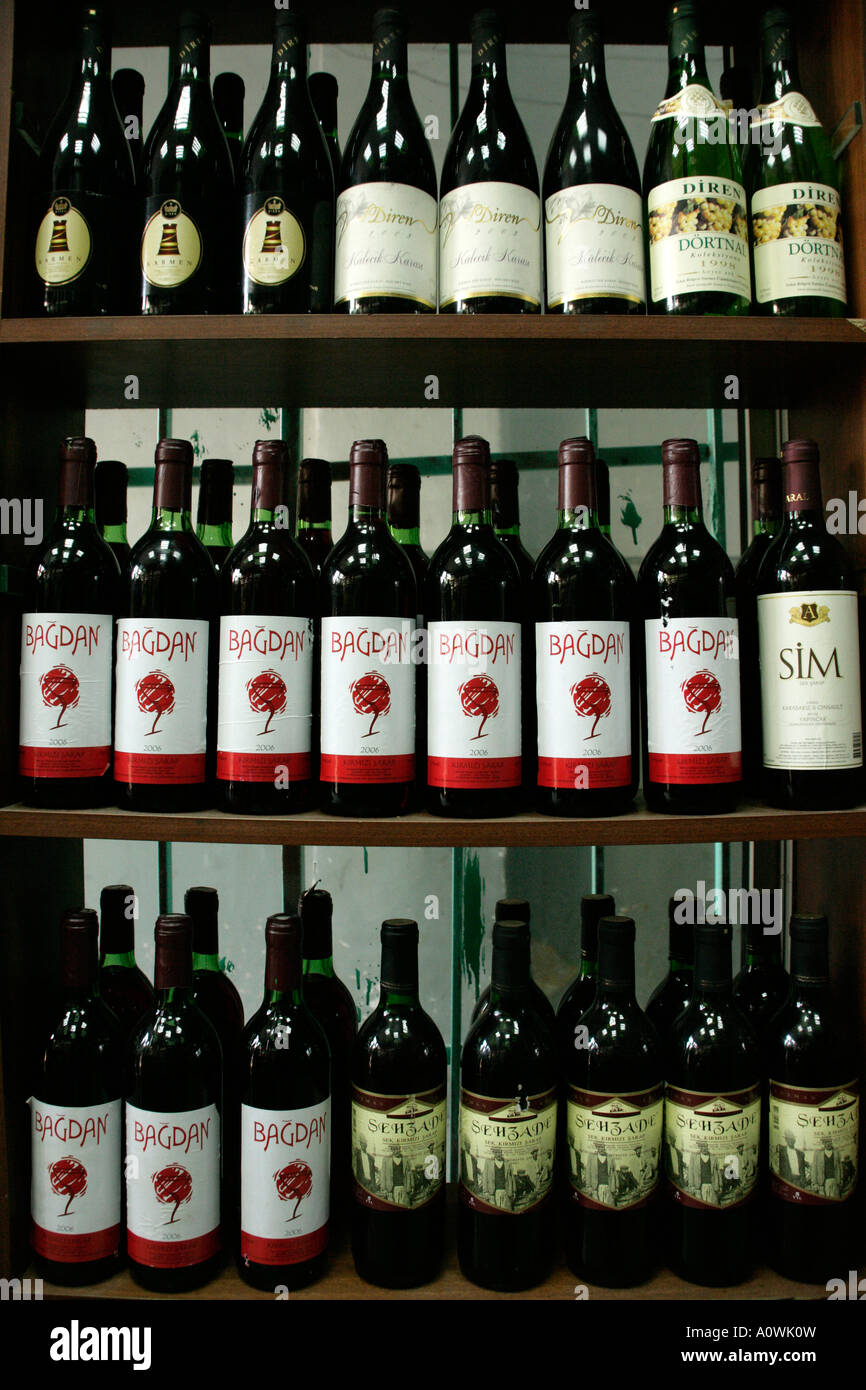 Assorted wines hi-res stock photography and images - Alamy