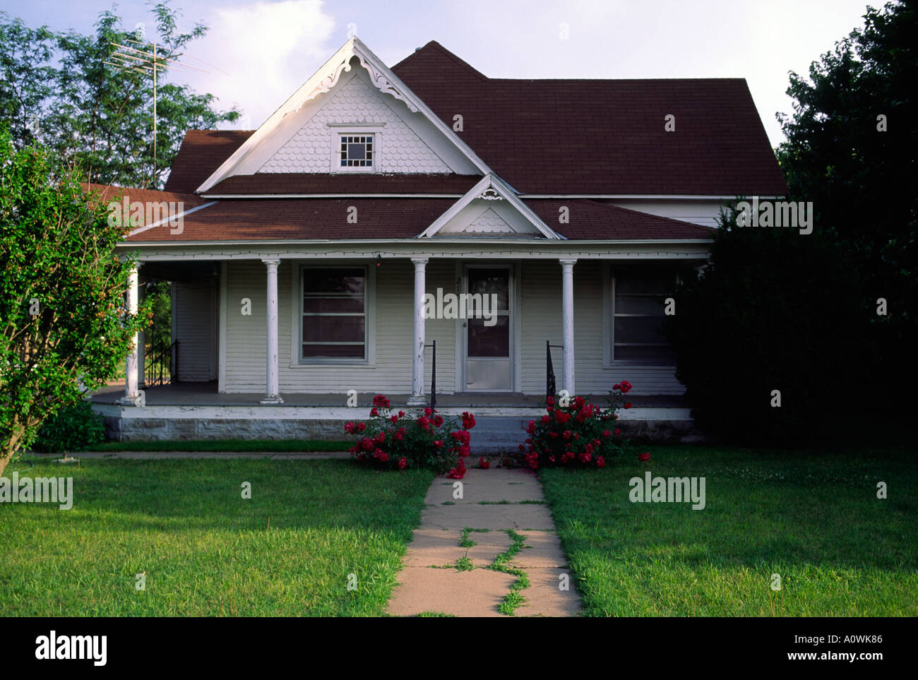 Wood house residence American Mid West Stock Photo - Alamy