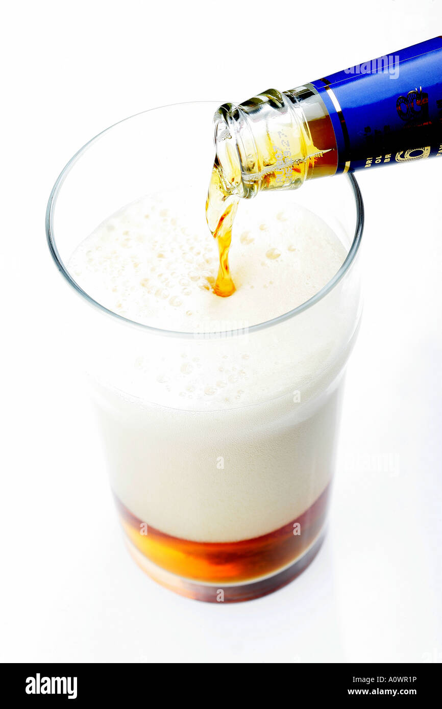 Pouring a Pint Stock Photo - Alamy