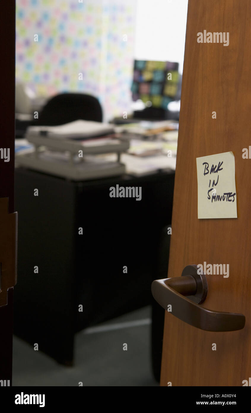 Disorganized papers hi-res stock photography and images - Alamy