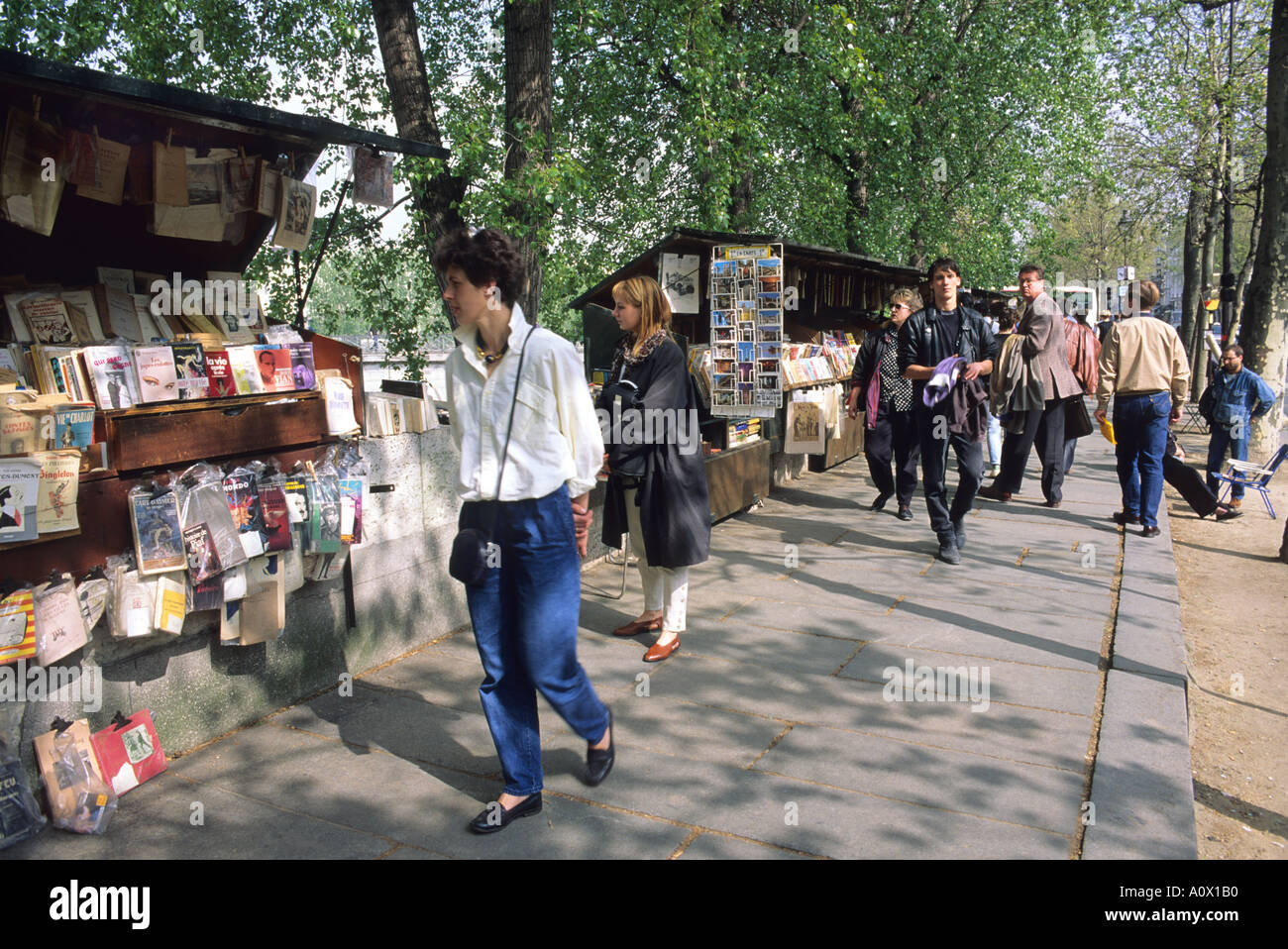 Bookseller stalls along the river Seine in Paris France Stock Photo - Alamy
