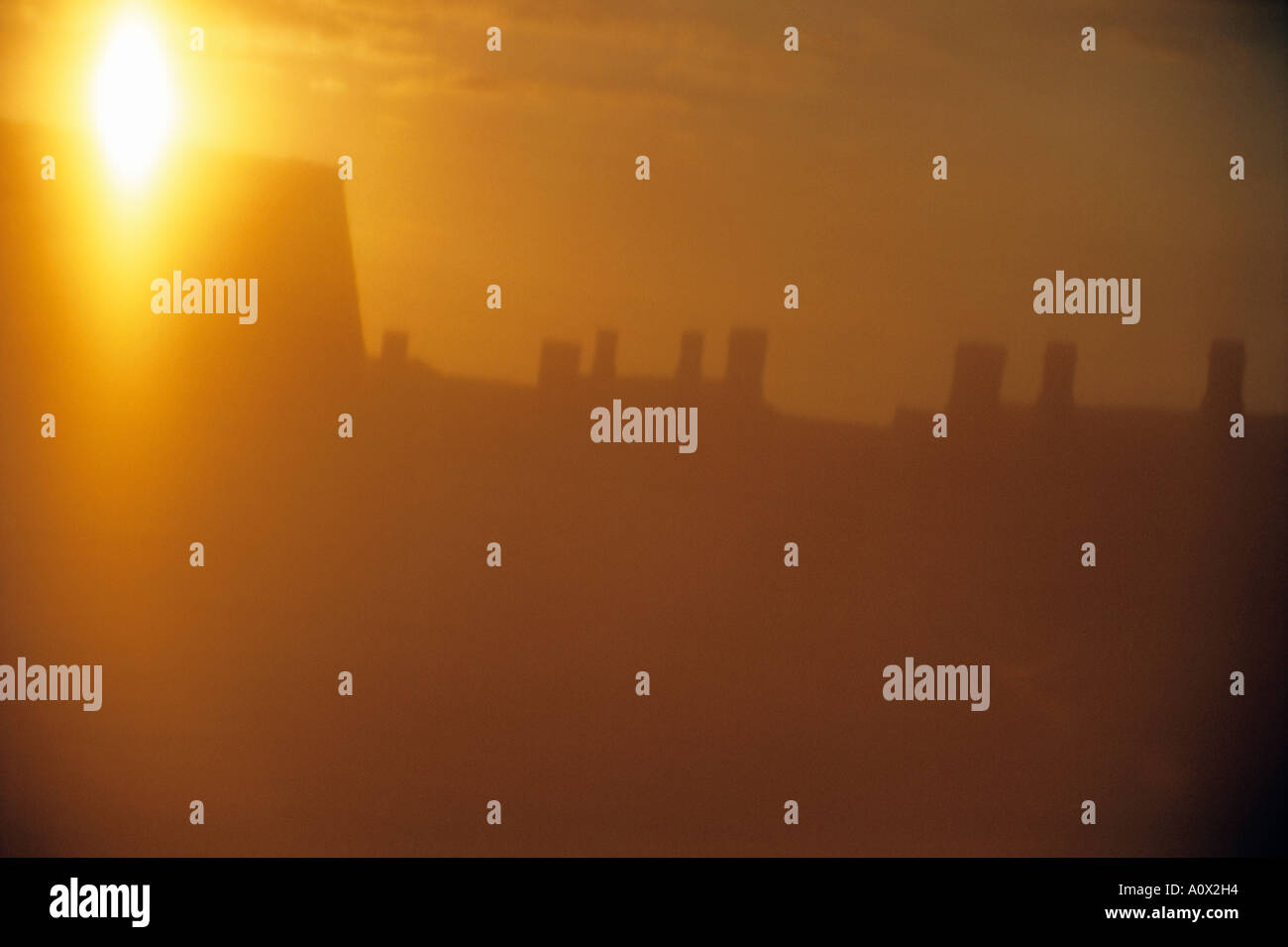 Oblique sun rays hi-res stock photography and images - Alamy