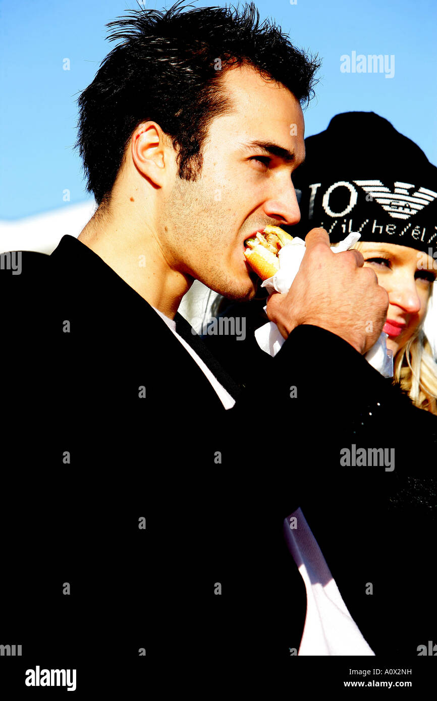 Young Couple Eating Lunch Models Released Stock Photo - Alamy
