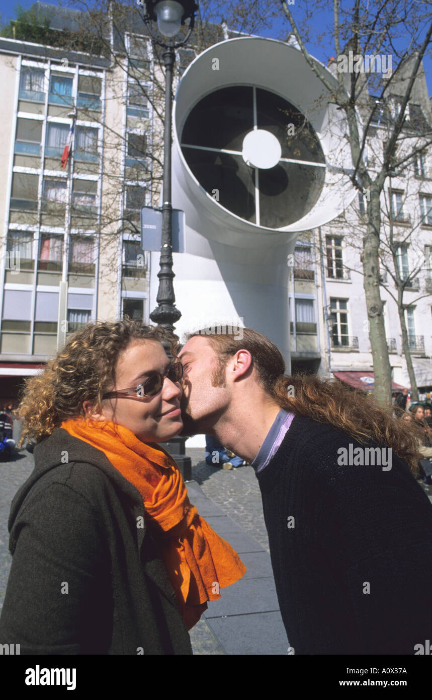 French kiss greeting hi-res stock photography and images - Alamy