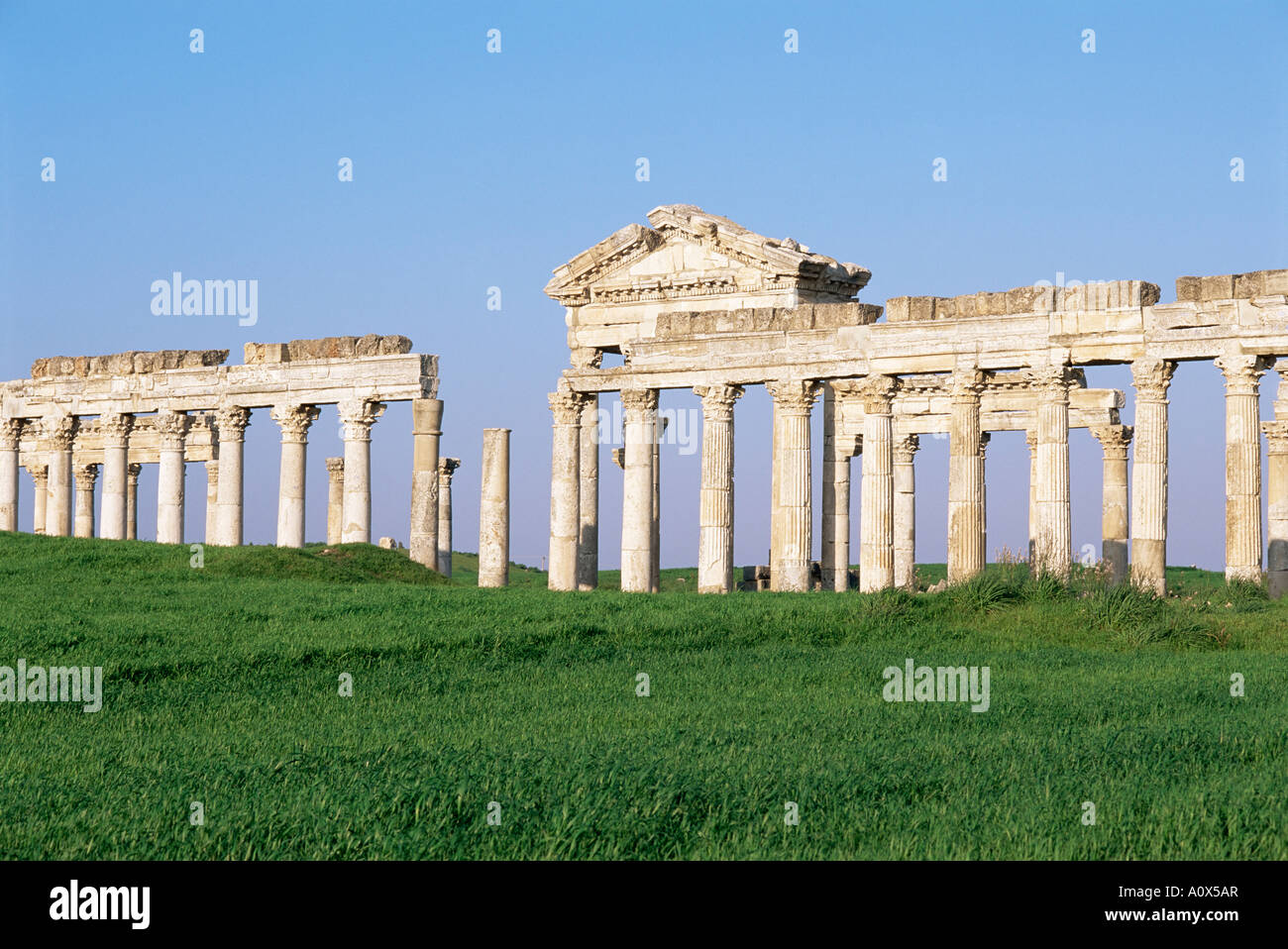 Apamea old ruins hi-res stock photography and images - Alamy