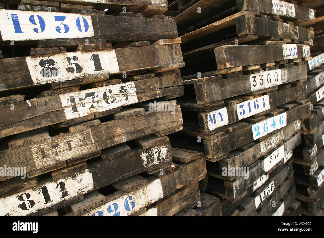 Stacked platforms hi-res stock photography and images - Alamy