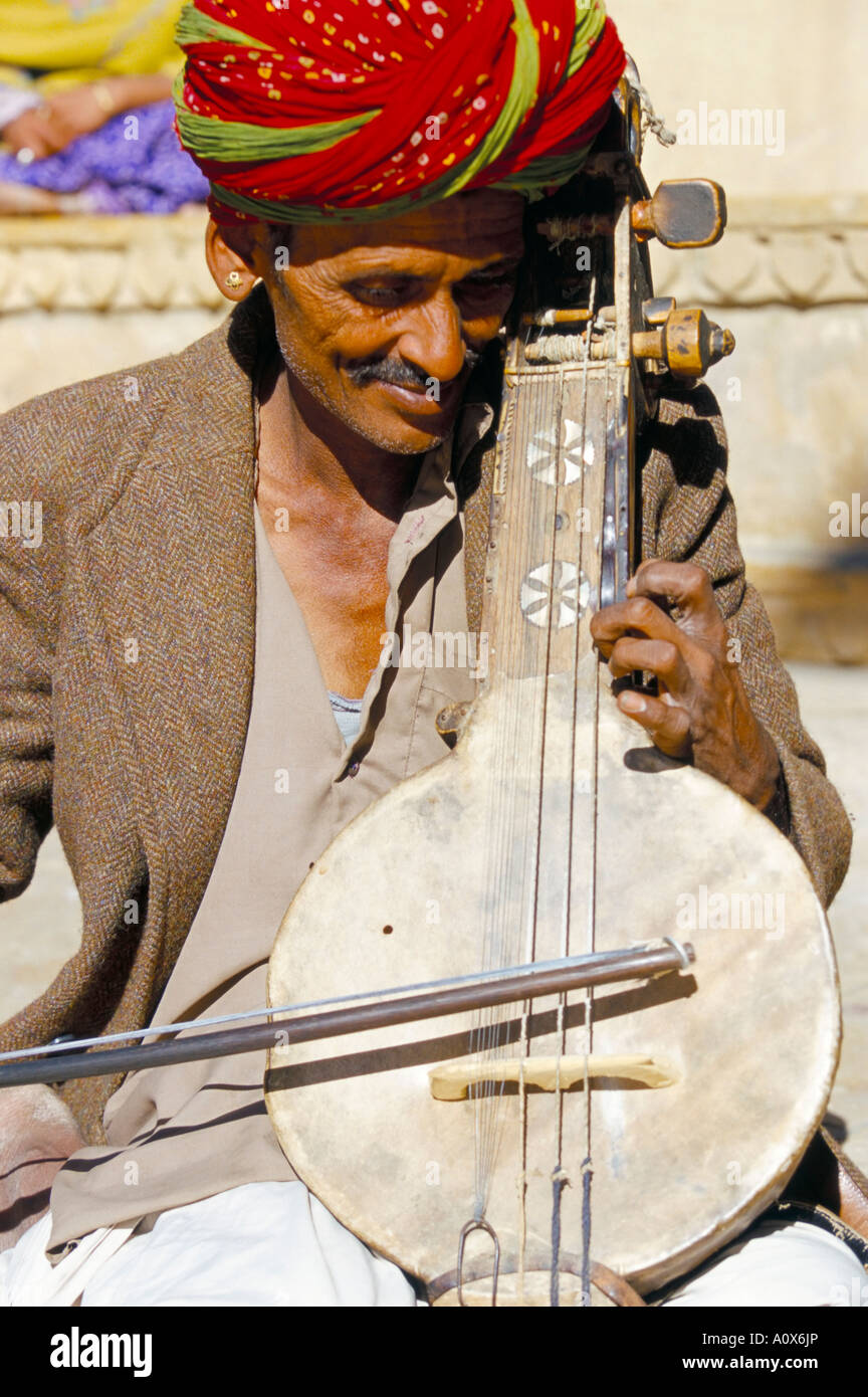 Rajasathani musician playing the kamayacha Jaisalmer Rajasthan state ...