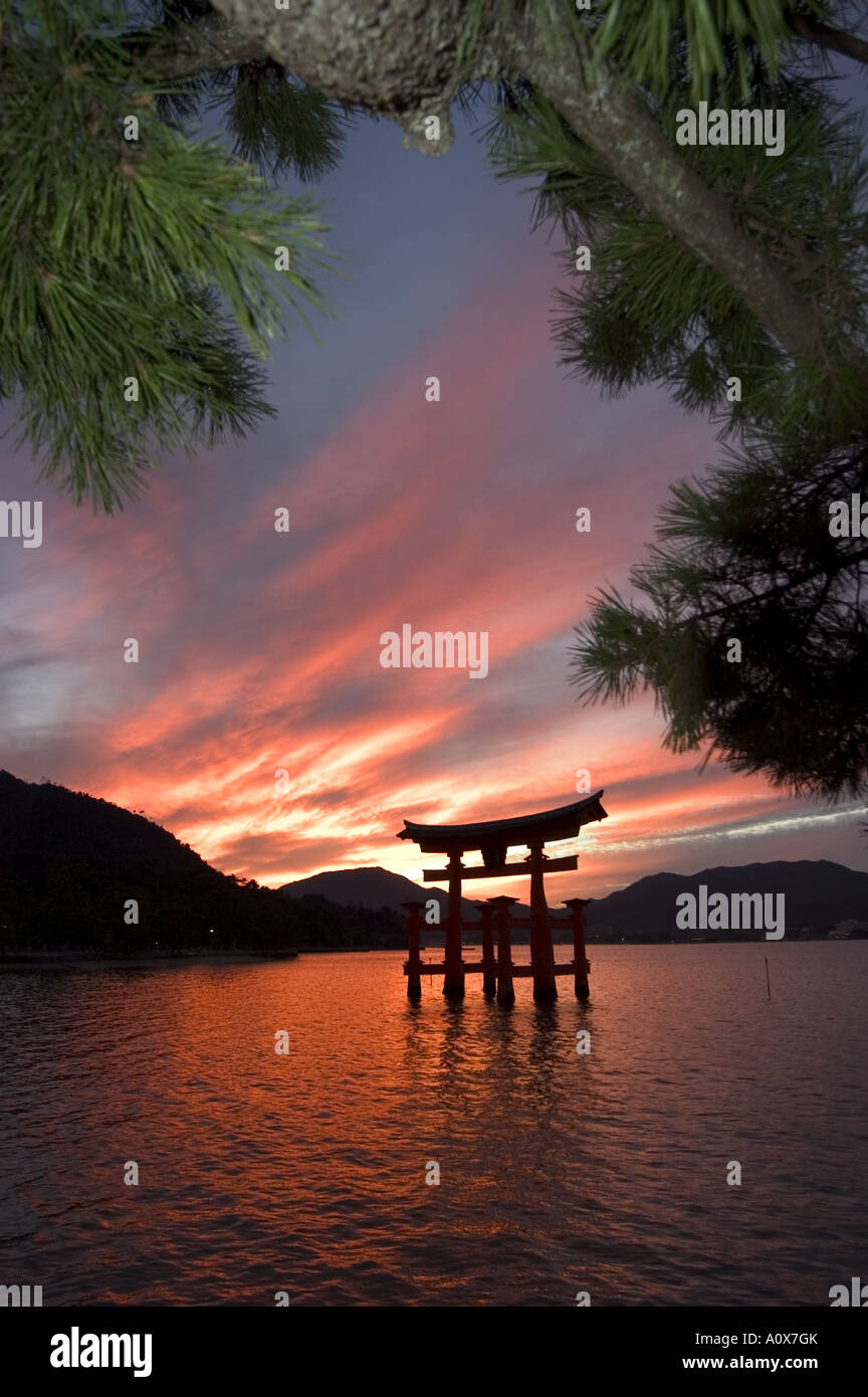Shrines gates in water hi-res stock photography and images - Alamy