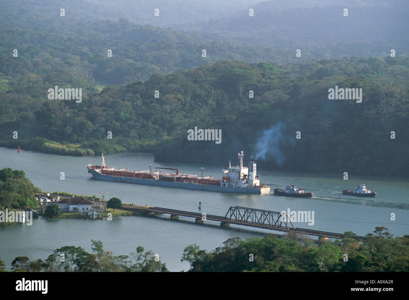 Culebra cut panama canal hi-res stock photography and images - Alamy