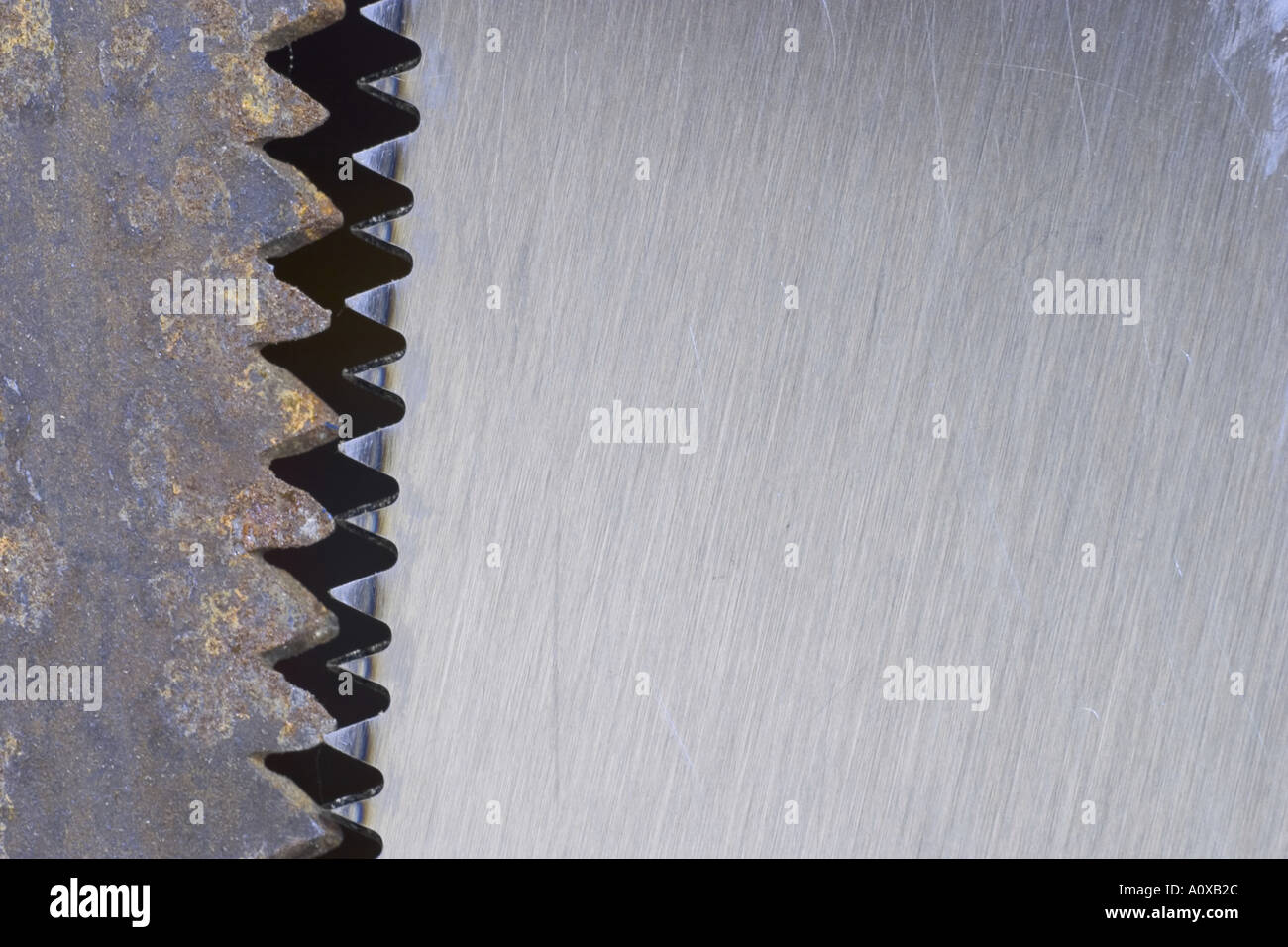 Jagged edge saw hi-res stock photography and images - Alamy