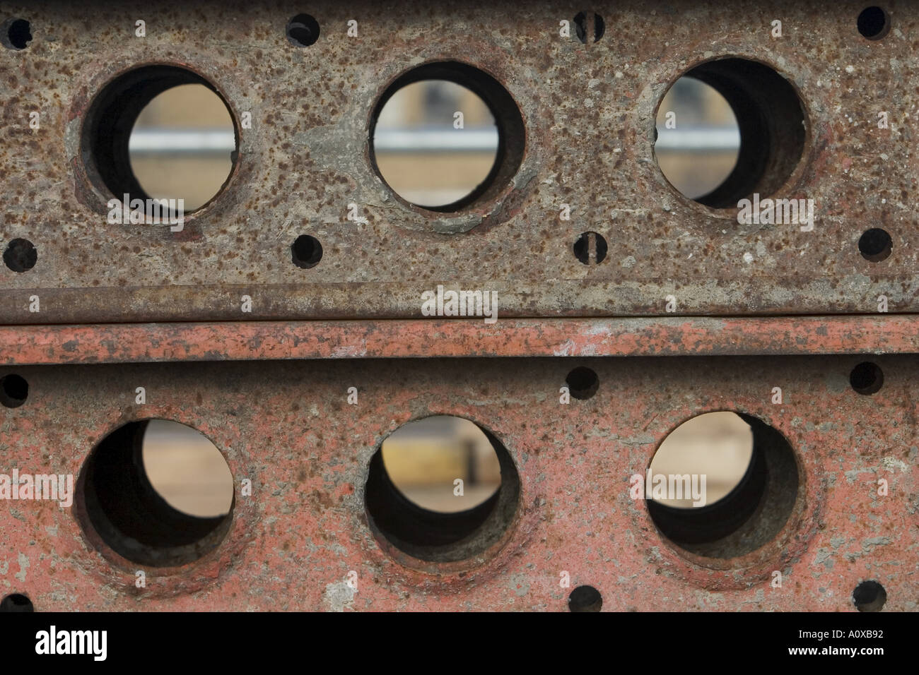 Exposed iron beams hi-res stock photography and images - Alamy