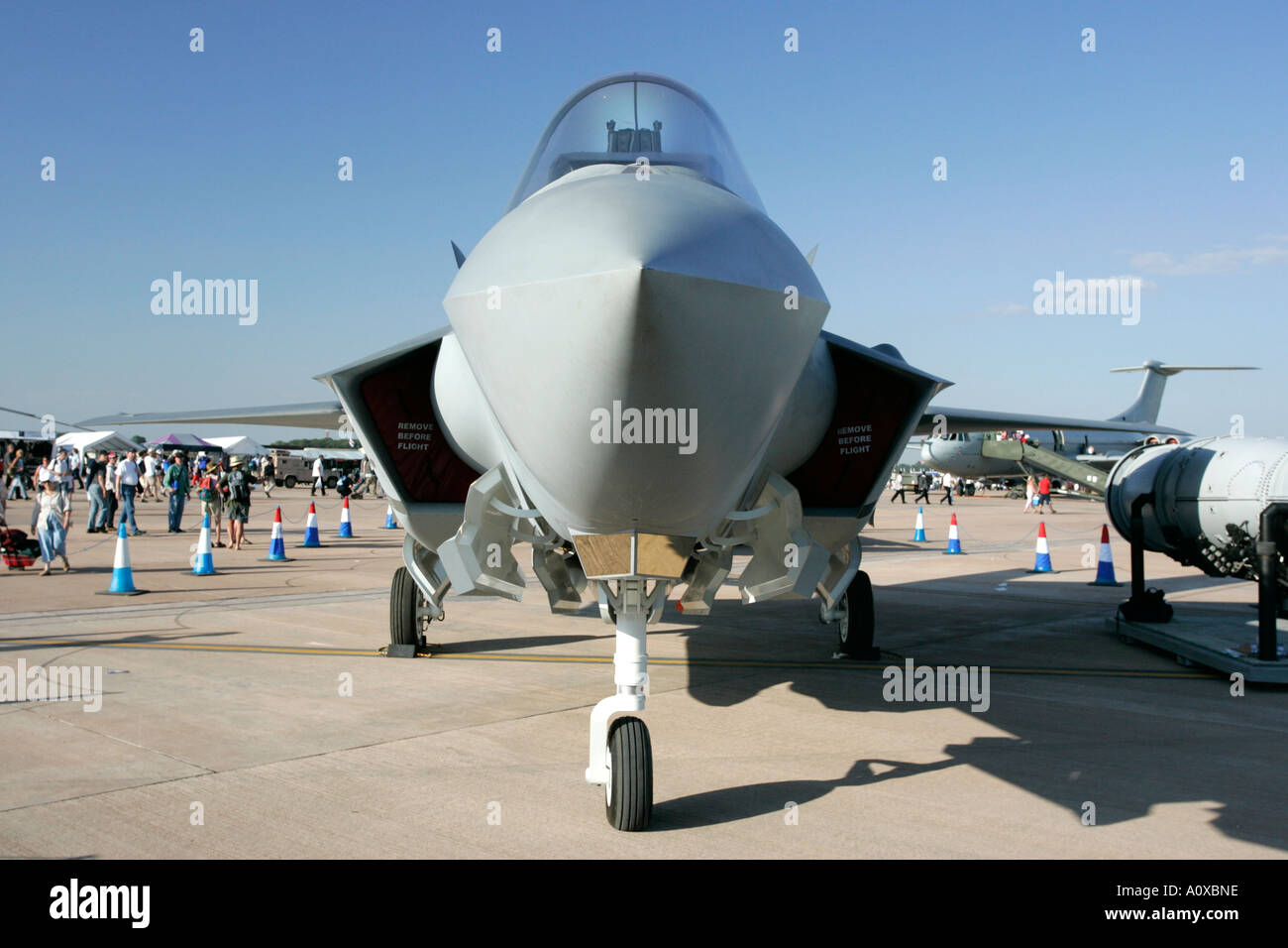 JSF Joint Strike Fighter RAF F35 X 35 Lockheed Martin mock up on static ...