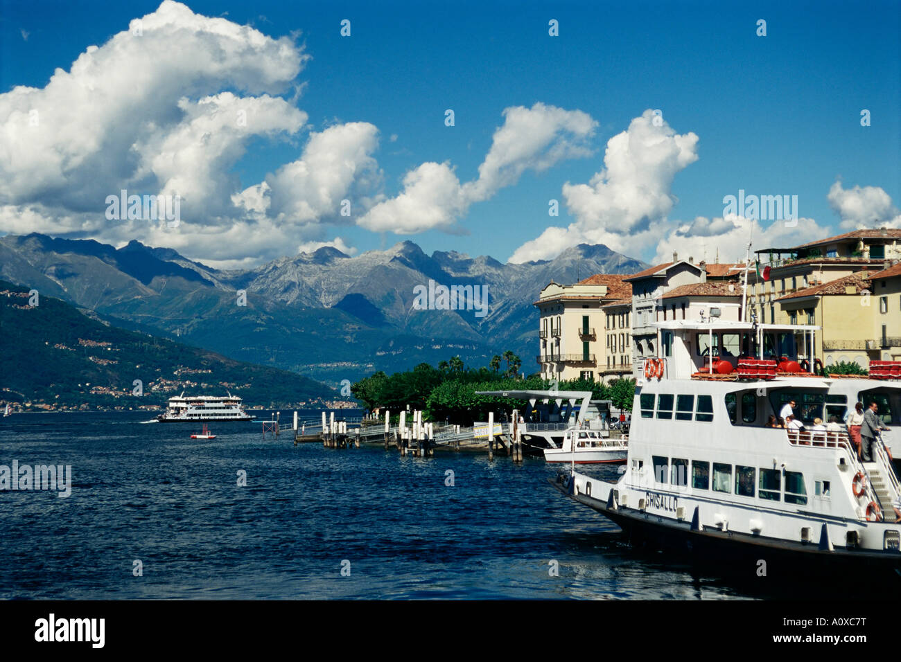 Lake Como Italian Lakes Italy Europe Stock Photo - Alamy