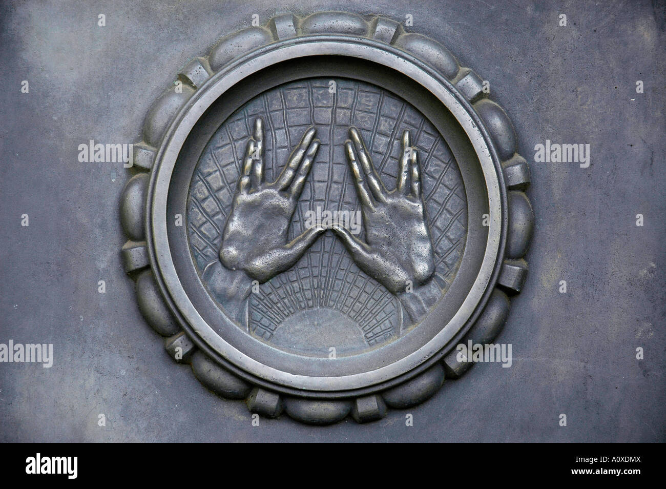 Closed synagogues hi-res stock photography and images - Alamy