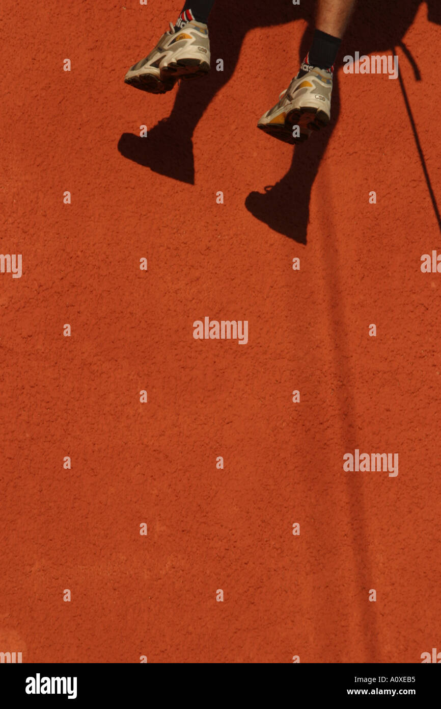 Repelling climbing wall hi-res stock photography and images - Alamy