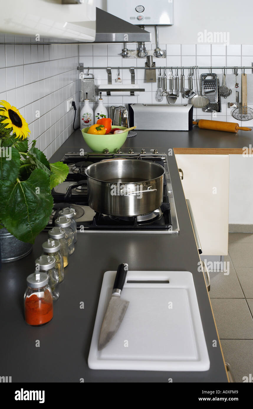 Tidy Kitchen Stock Photos & Tidy Kitchen Stock Images - Alamy