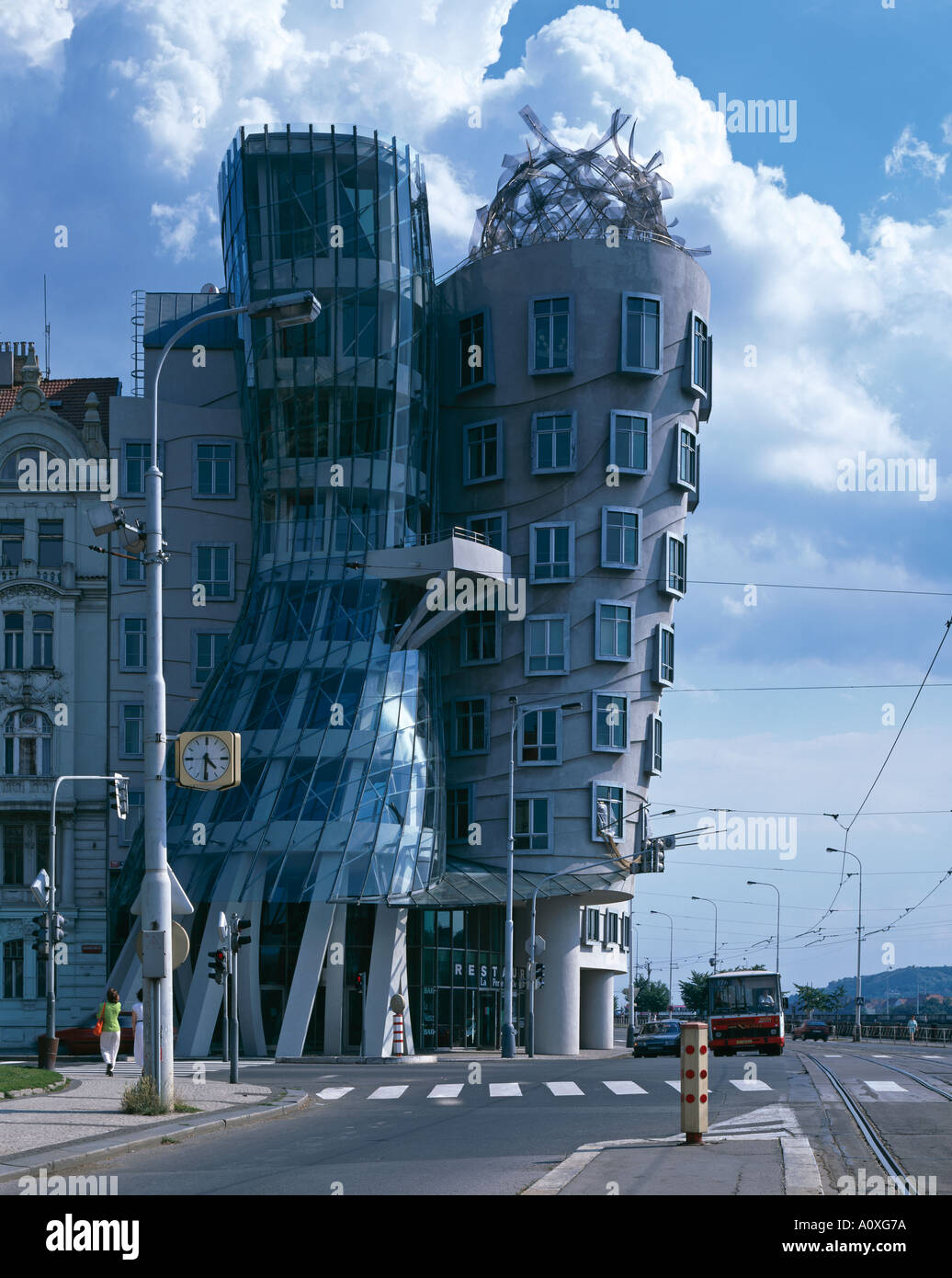1992 building hi-res stock photography and images - Alamy