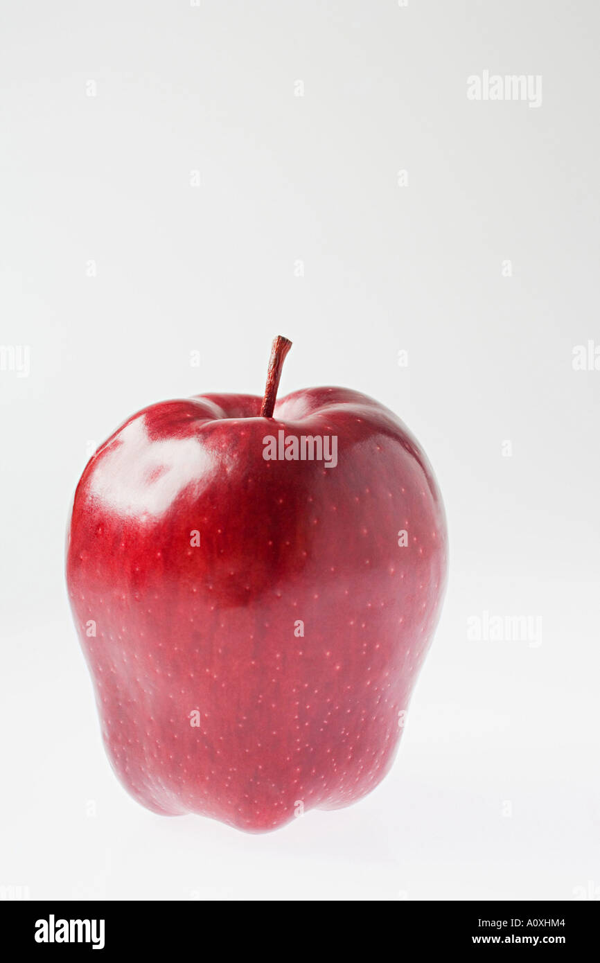 One red apple Stock Photo - Alamy