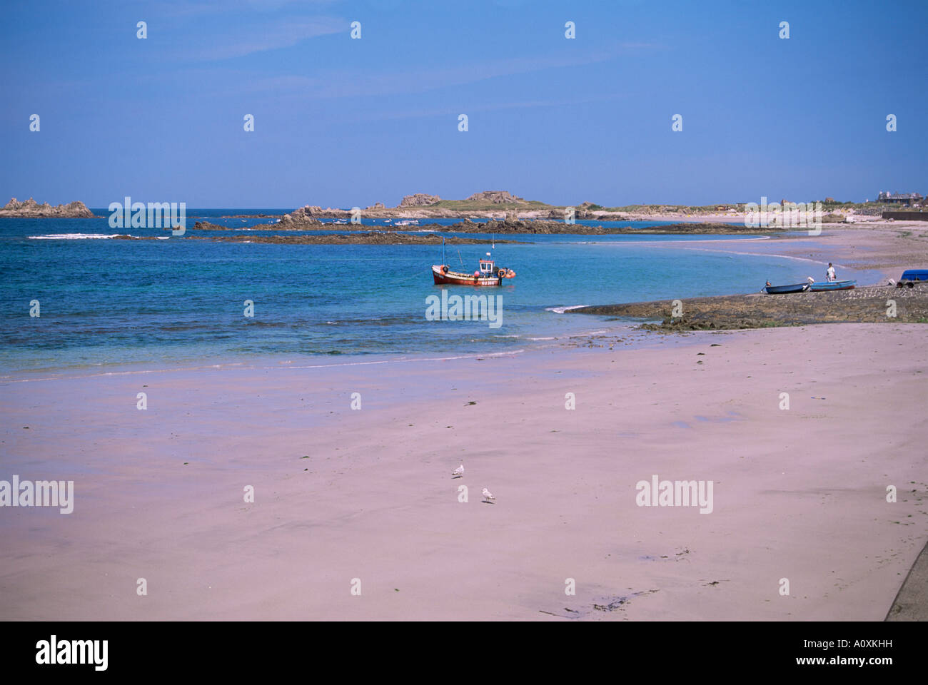 Cobo bay guernsey channel islands hi-res stock photography and images ...