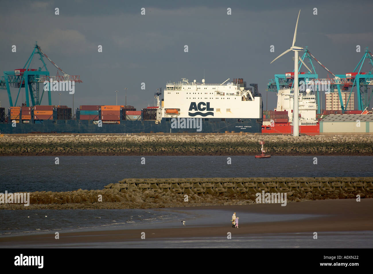Container Ship in dock Seaforth Liverpool Stock Photo - Alamy