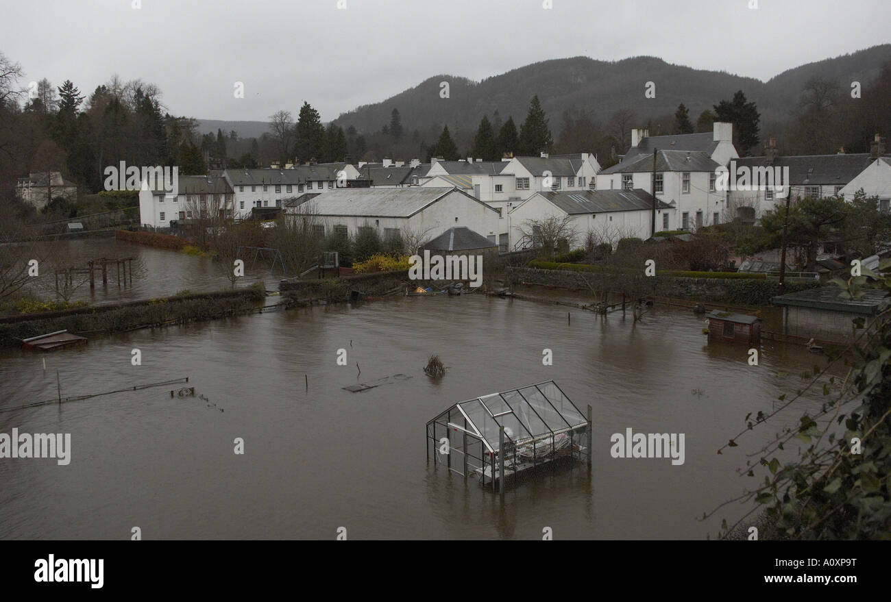 Flooding in Dunkeld, Perthshire, Scotland Stock Photo - Alamy