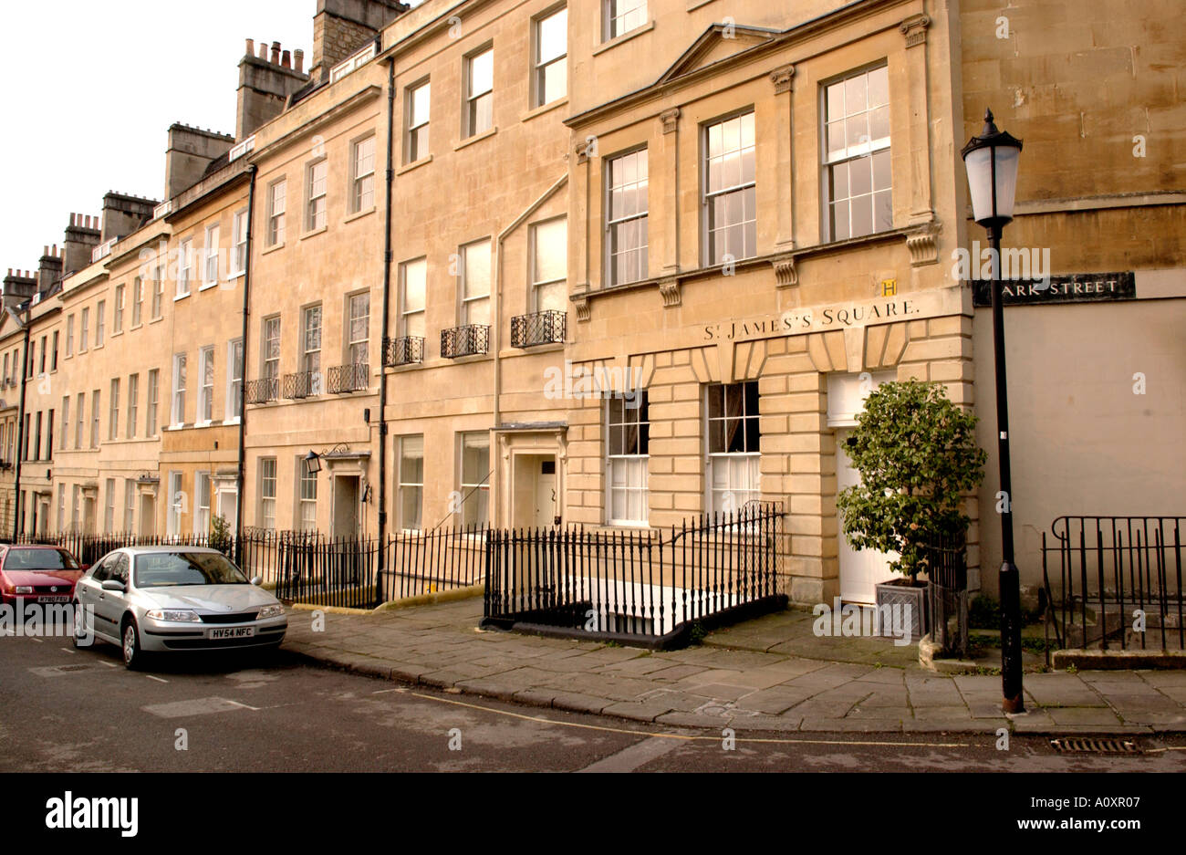 St james's square bath hi-res stock photography and images - Alamy