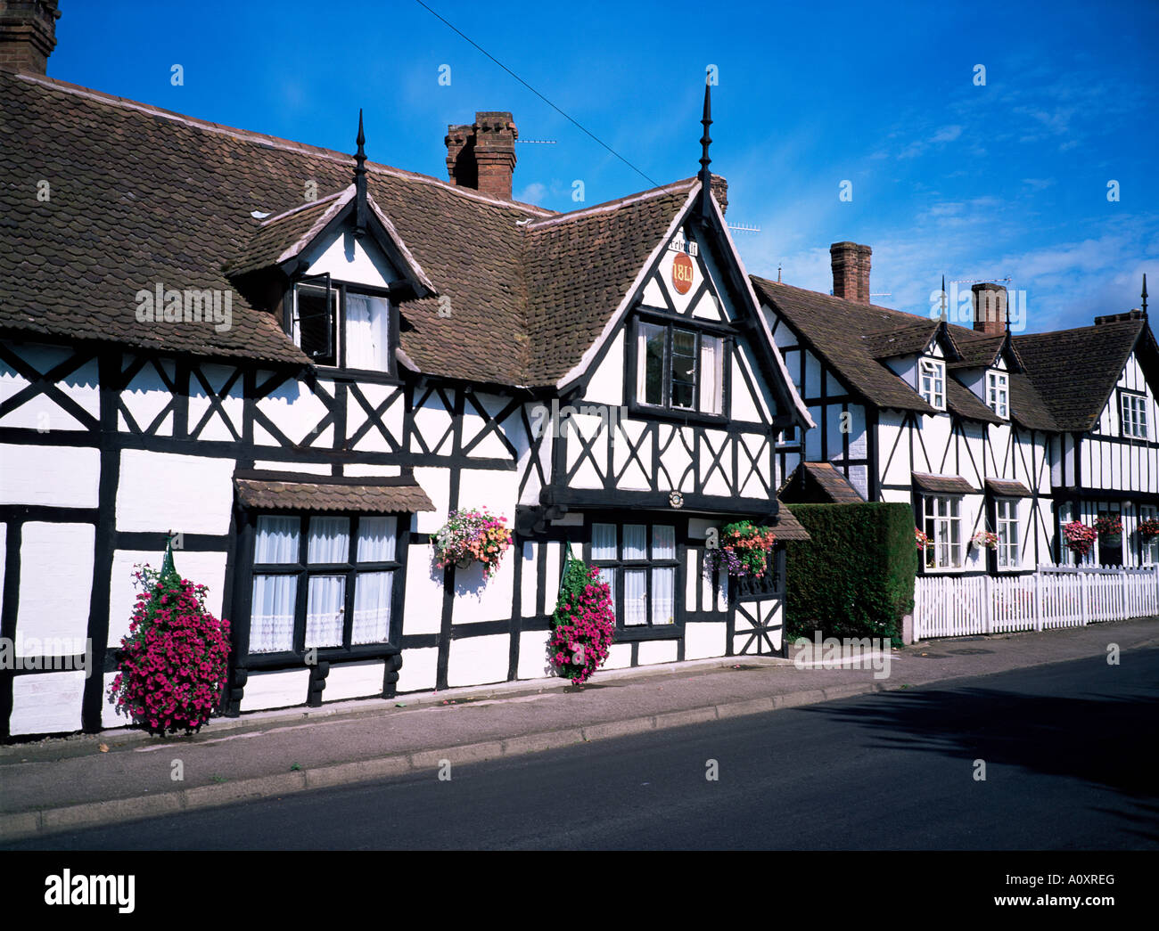 House ombersley worcestershire village hi-res stock photography and ...