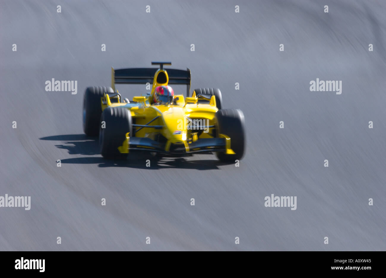 Formula one racing car 2005 hi-res stock photography and images - Alamy