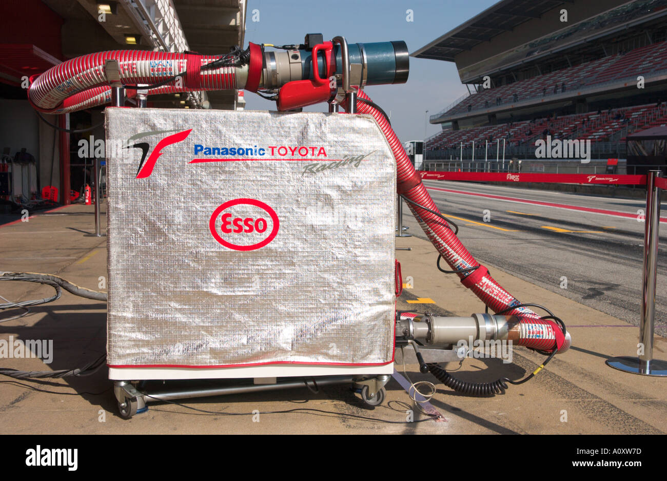 Formula One refueling machine Stock Photo - Alamy