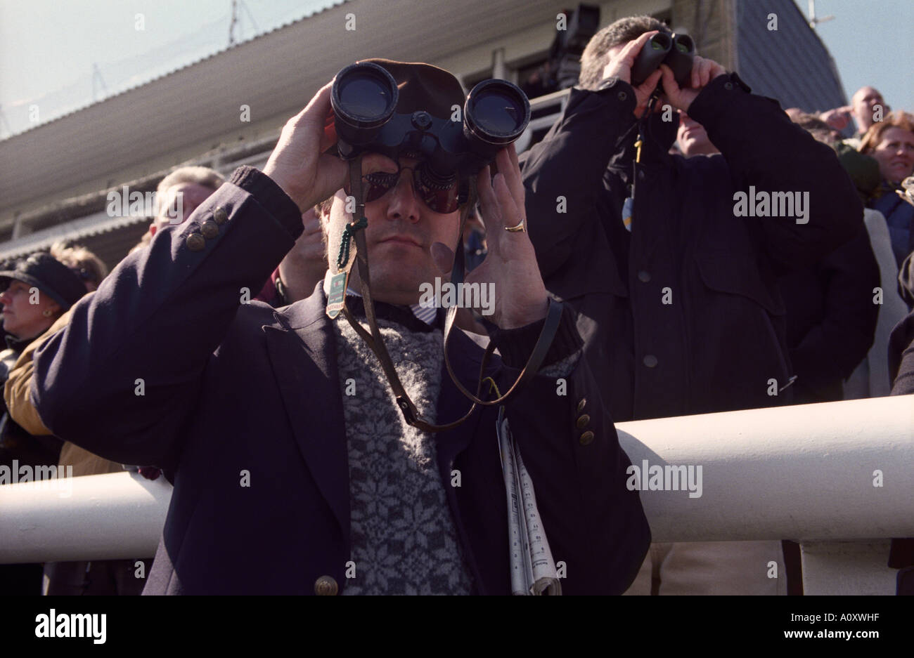The grand national horse race hi-res stock photography and images - Alamy