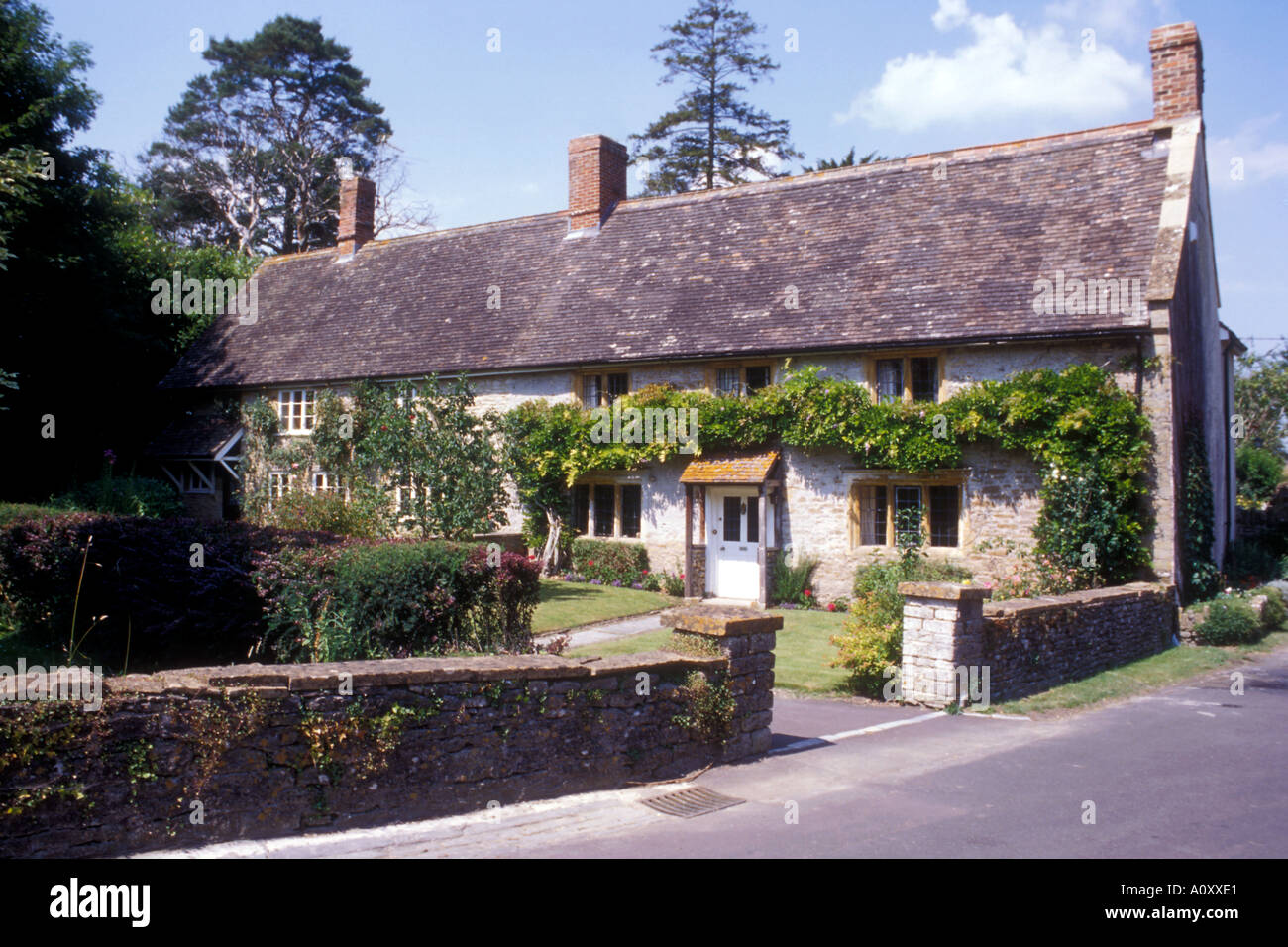 East Coker Village in Somerset birthplace of TS Elliot Stock Photo - Alamy