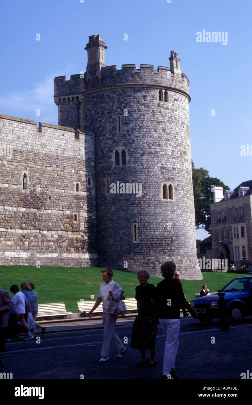 Salisbury tower windsor castle hi-res stock photography and images - Alamy