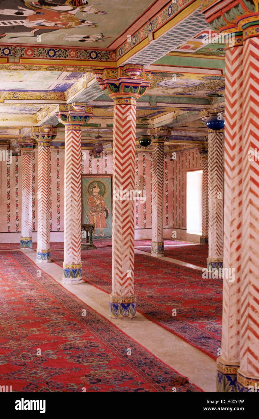 Juna Mahal old palace one of the finest examples of a painted palace ...