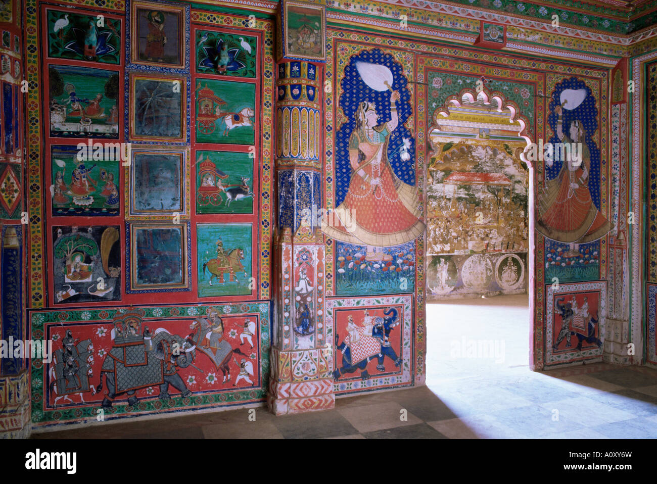 Juna Mahal old palace one of the finest examples of a painted palace ...