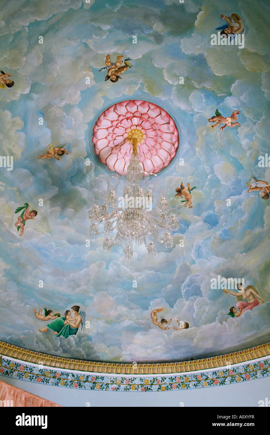 Indian palace ceilings hi-res stock photography and images - Alamy