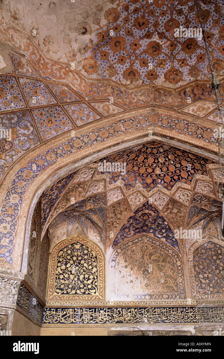 Tomb of akbar interior hi-res stock photography and images - Alamy