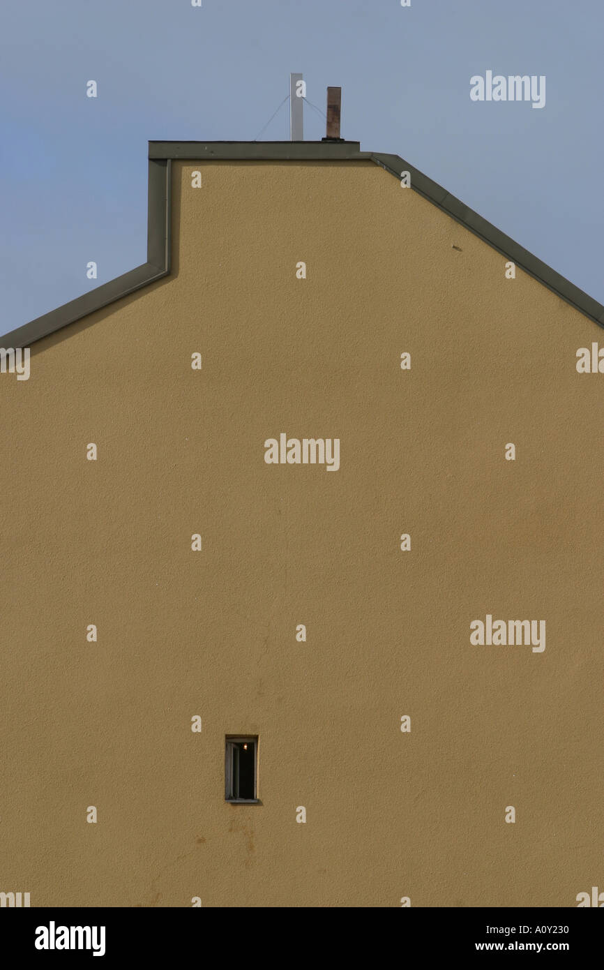 Edge Ledge Rooftop High Resolution Stock Photography and Images - Alamy