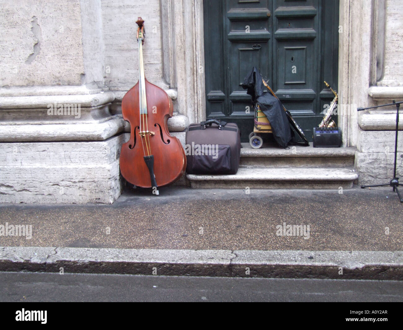 musical instruments on via del corso street in rome Stock Photo - Alamy