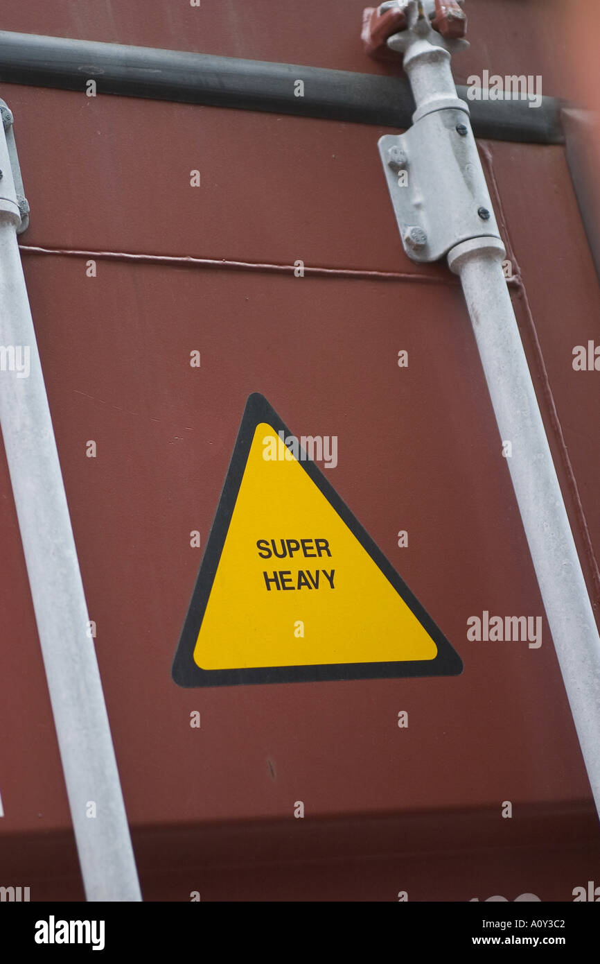 Warning sign super heavy hi-res stock photography and images - Alamy