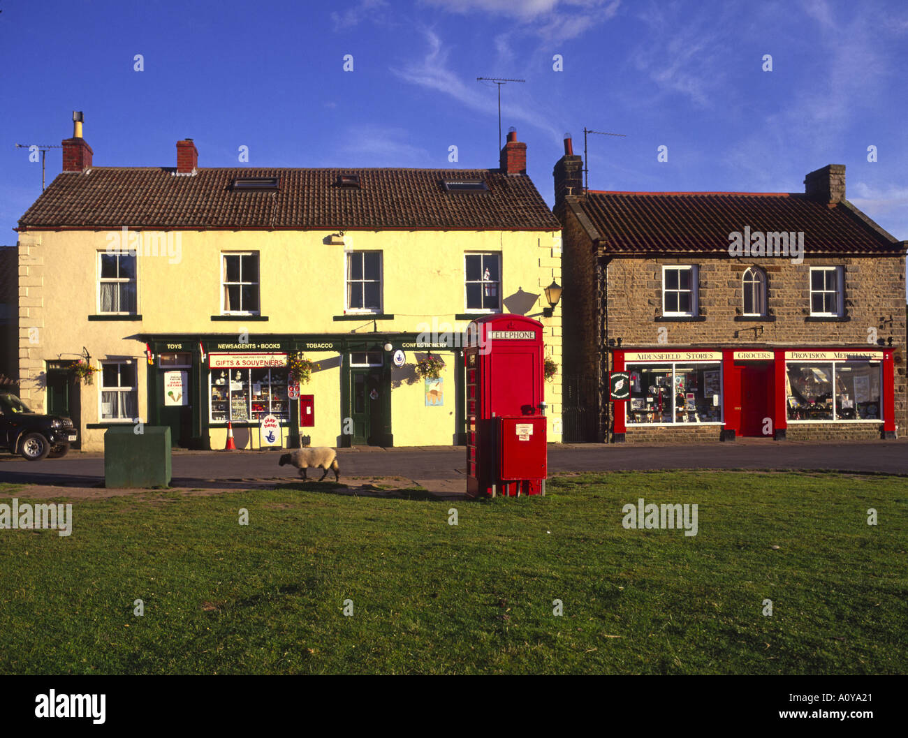 Aidensfield post office goathland north hi-res stock photography and ...