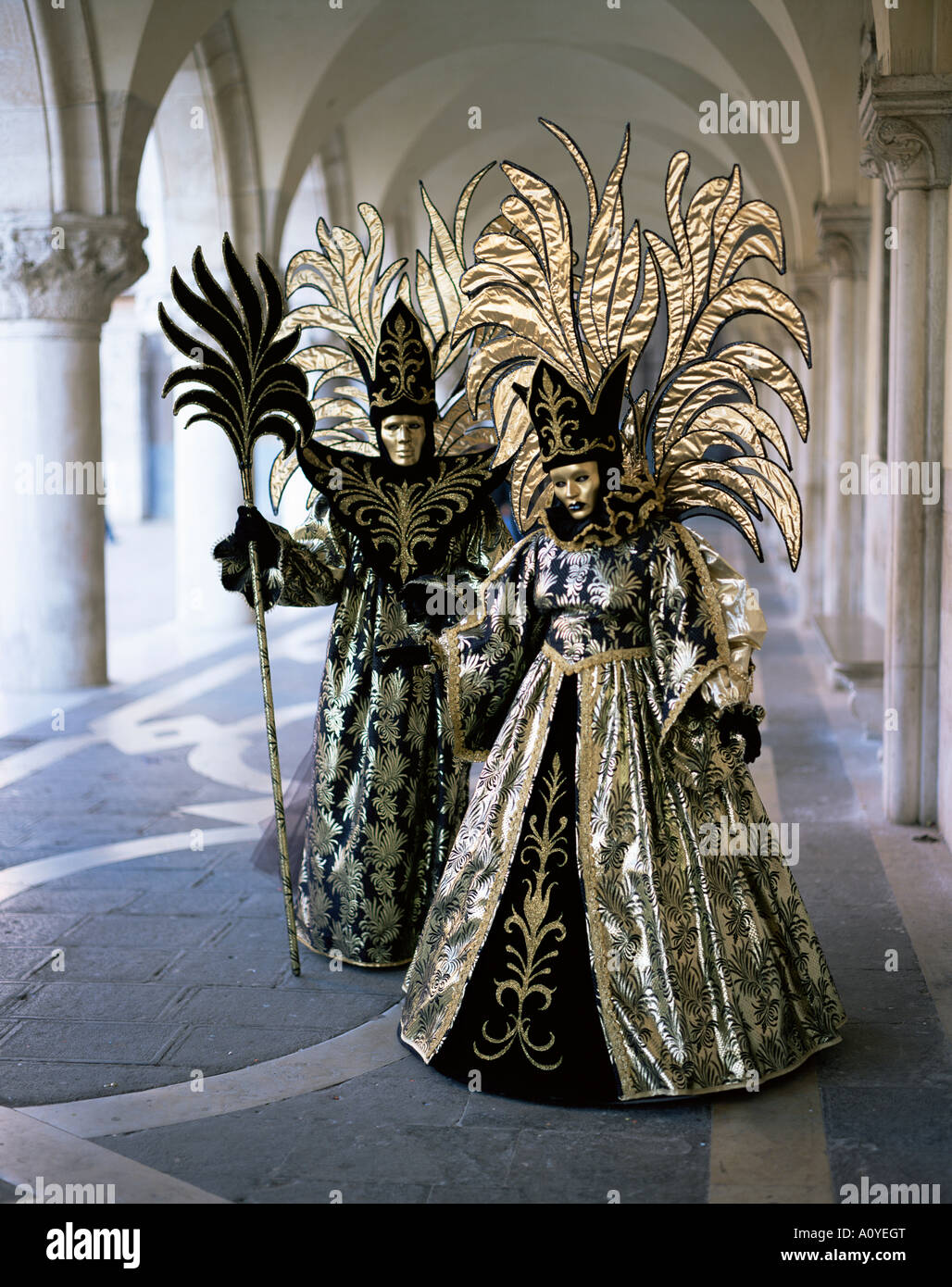 Costumes europe hi-res stock photography and images - Alamy