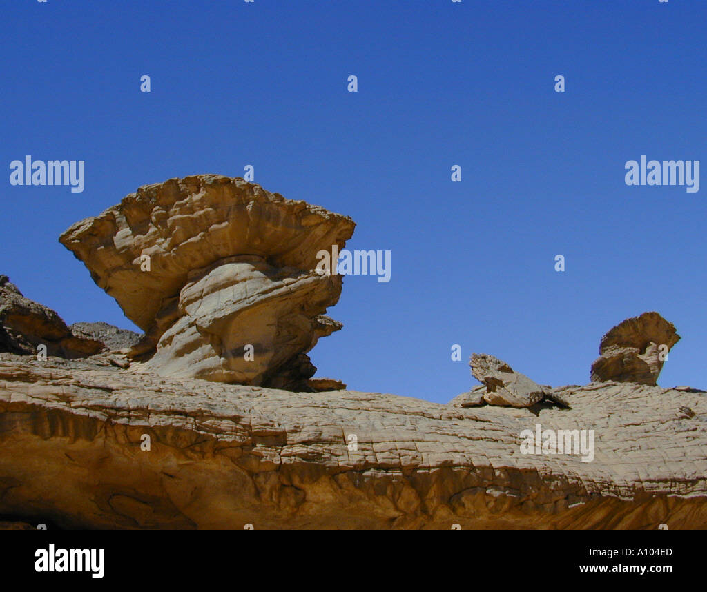 Lybian desert hi-res stock photography and images - Alamy