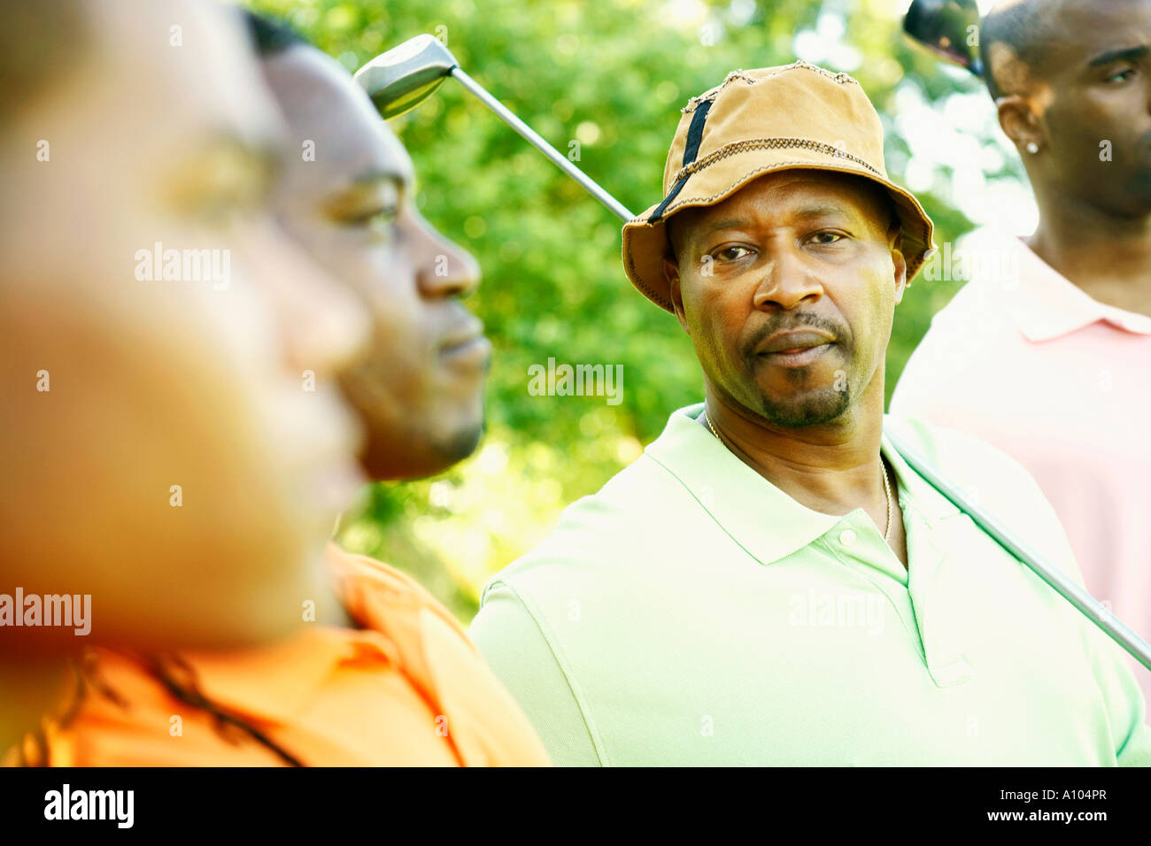 Father son playing golf hi-res stock photography and images - Alamy