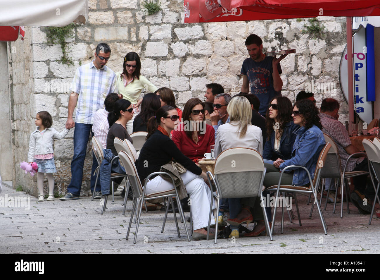 Omis cafe hi-res stock photography and images - Alamy