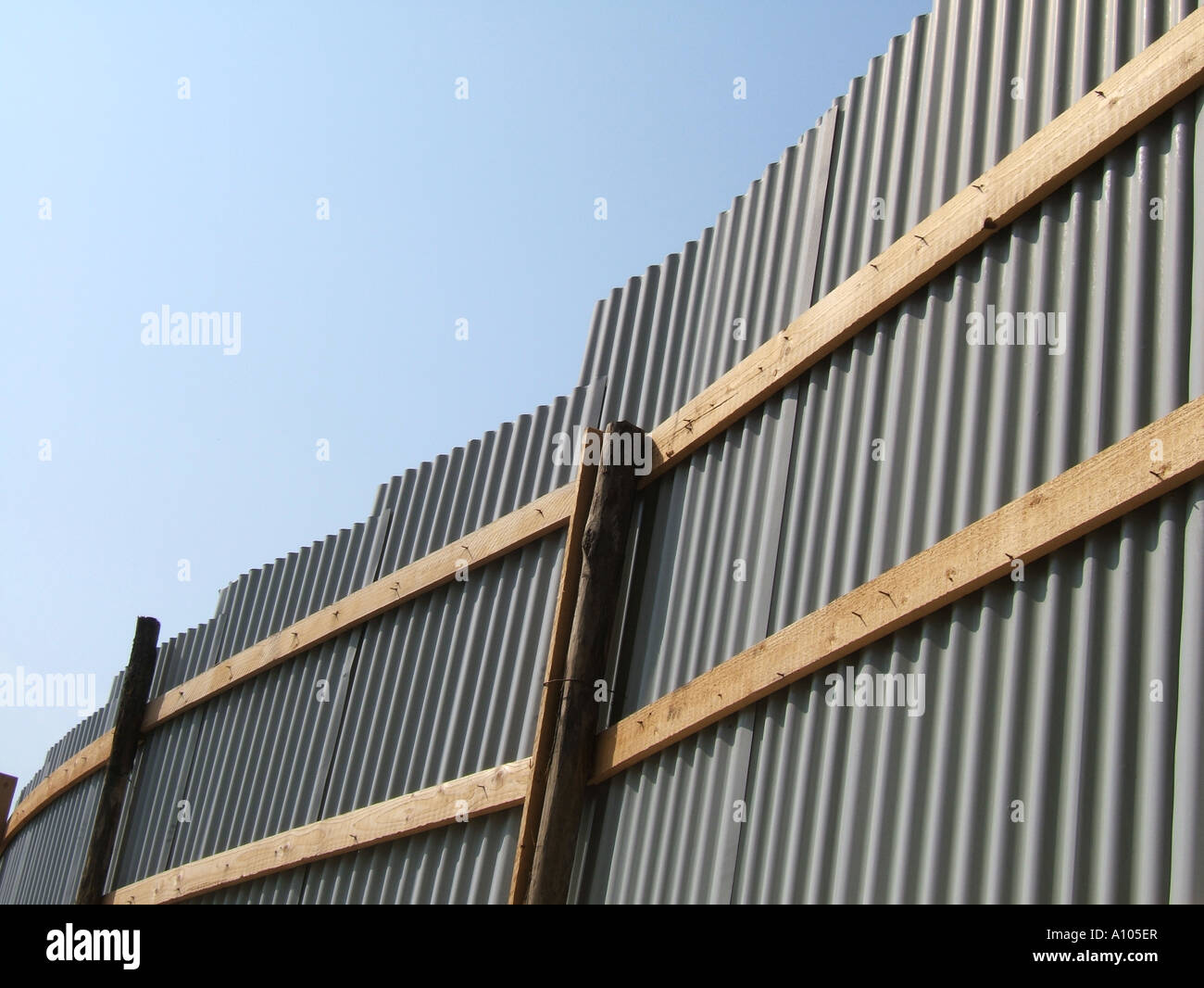 corrugated iron fence Stock Photo - Alamy