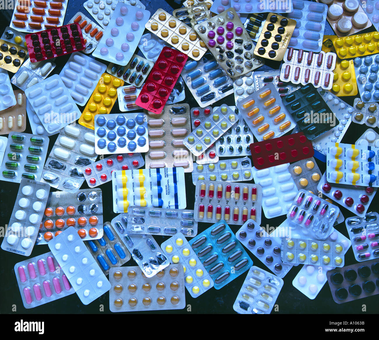 pills pill drug drugs pharmaceuticals tablet tablets medication ...